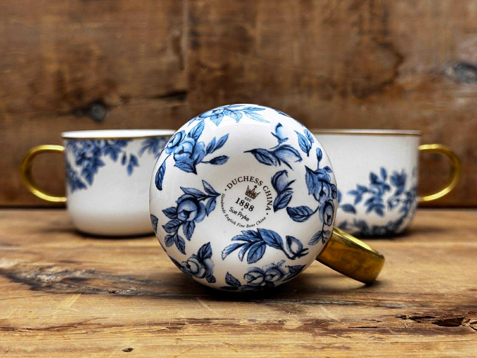 Duchess China 1888 x Sue Pryke